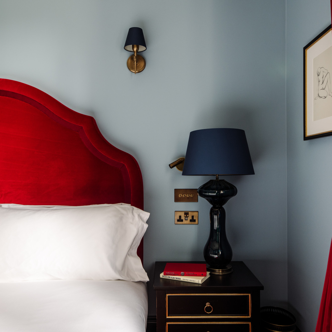 The Twenty Two | Luxury Hotel | Classic Room in London
