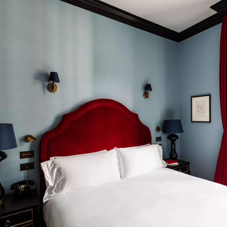 The Twenty Two | Luxury Hotel | Classic Room in London