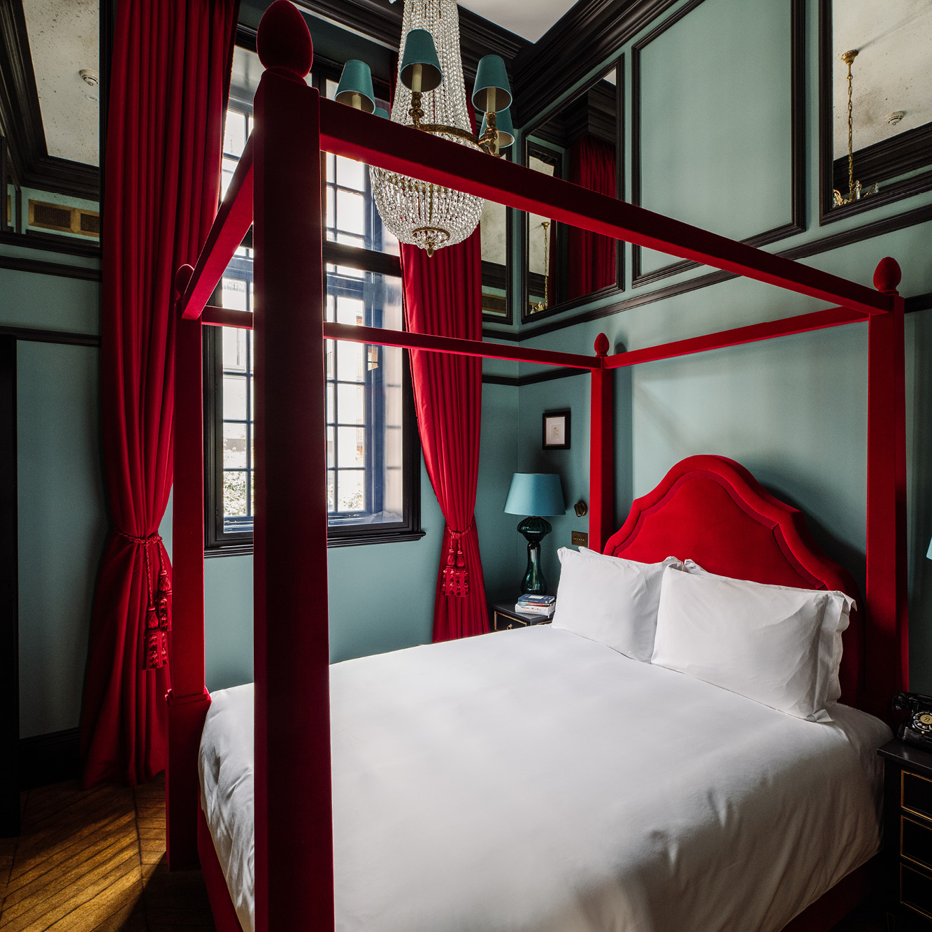 The Twenty Two | Luxury Hotel | Nook Room in London